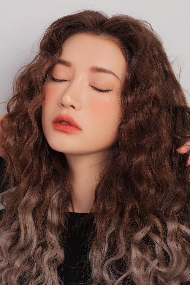 5 kiểu tóc 2019 giúp bạn hack tuổi tuyệt đỉnh - tranandbeauty.com